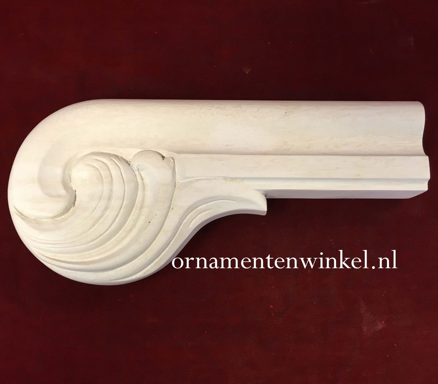 Eindkrul leuning met voluut 3301 - Ornamenten Winkel en Meubelatelier ...